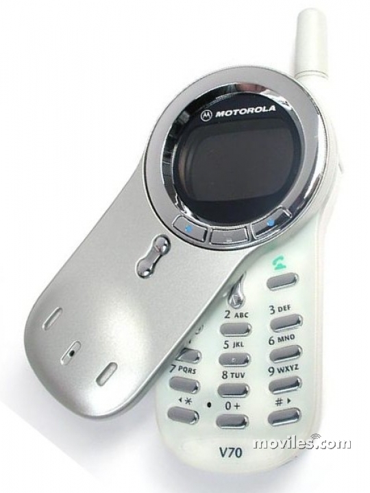 Motorola V70